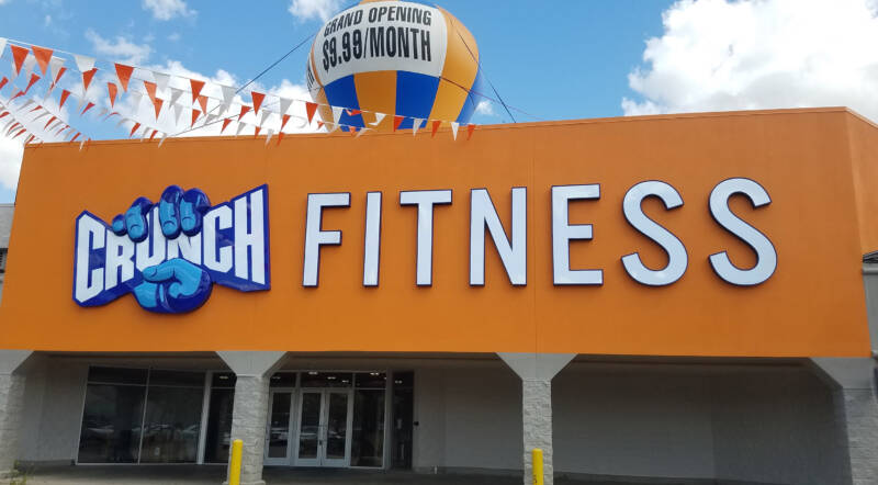 Crunch Fitness :: National Sign Program - Ace Sign Co