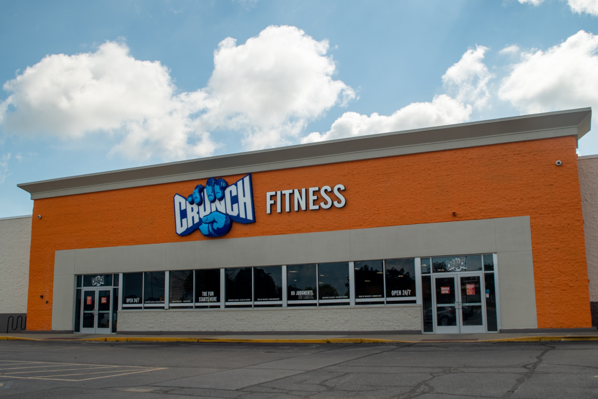 Crunch Fitness :: National Sign Program - Ace Sign Co