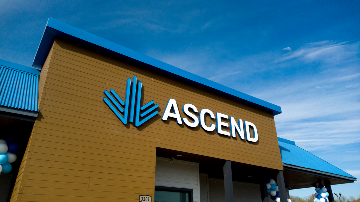 Ascend :: National Signage Program - Ace Sign Co