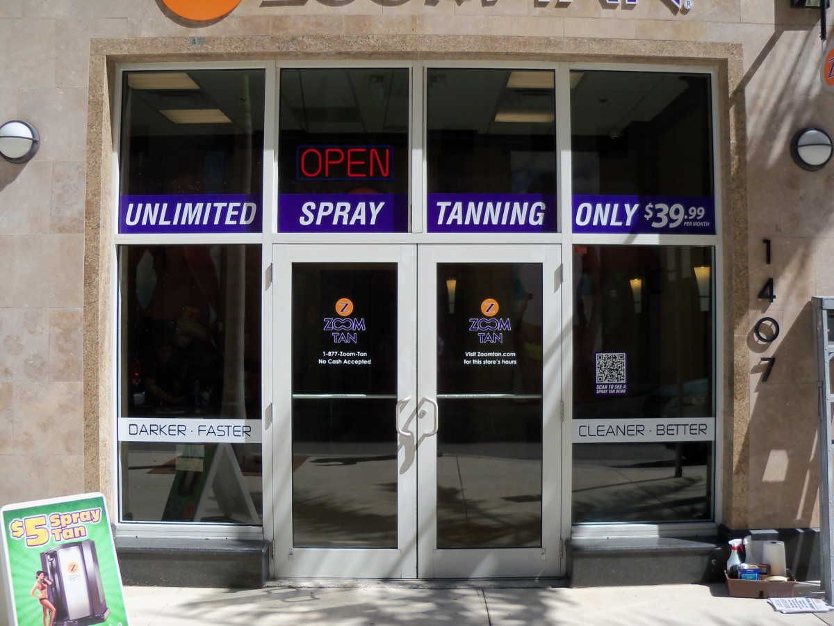 Zoom Tan :: National Sign Program - Ace Sign Co