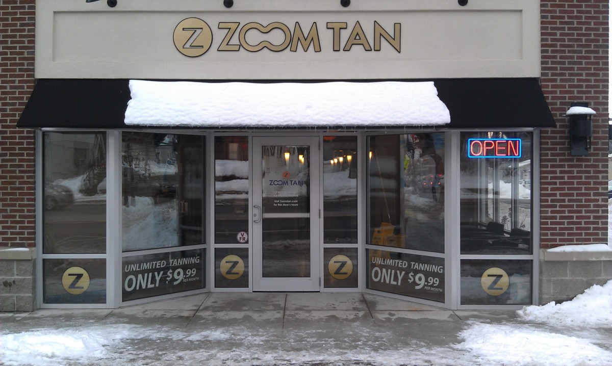 Zoom Tan :: National Sign Program - Ace Sign Co