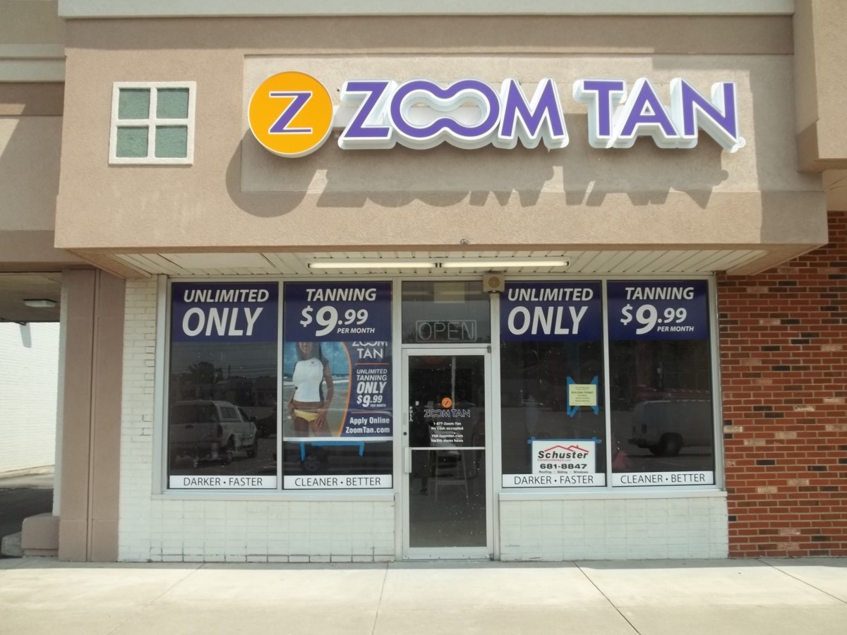 Zoom Tan :: National Sign Program - Ace Sign Co