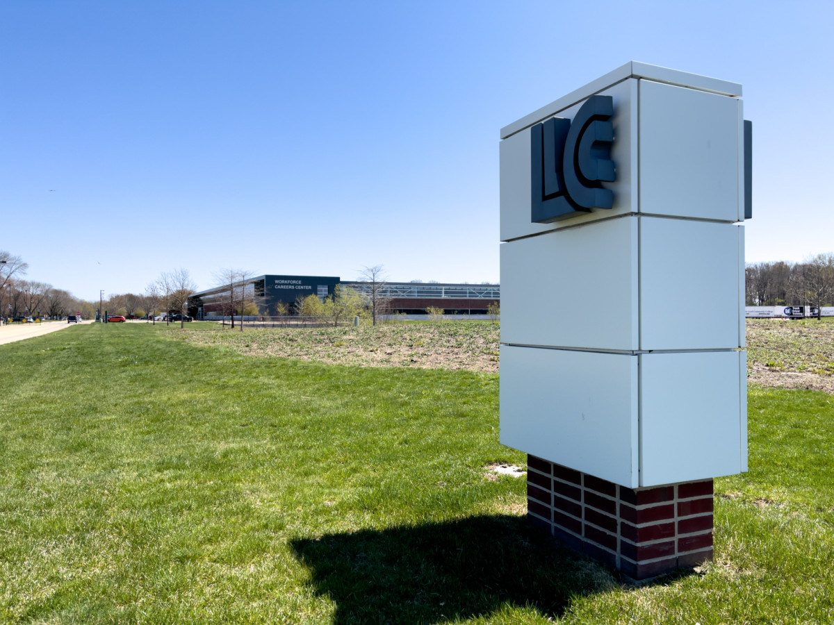 Lincoln Land Community College - Ace Sign Co