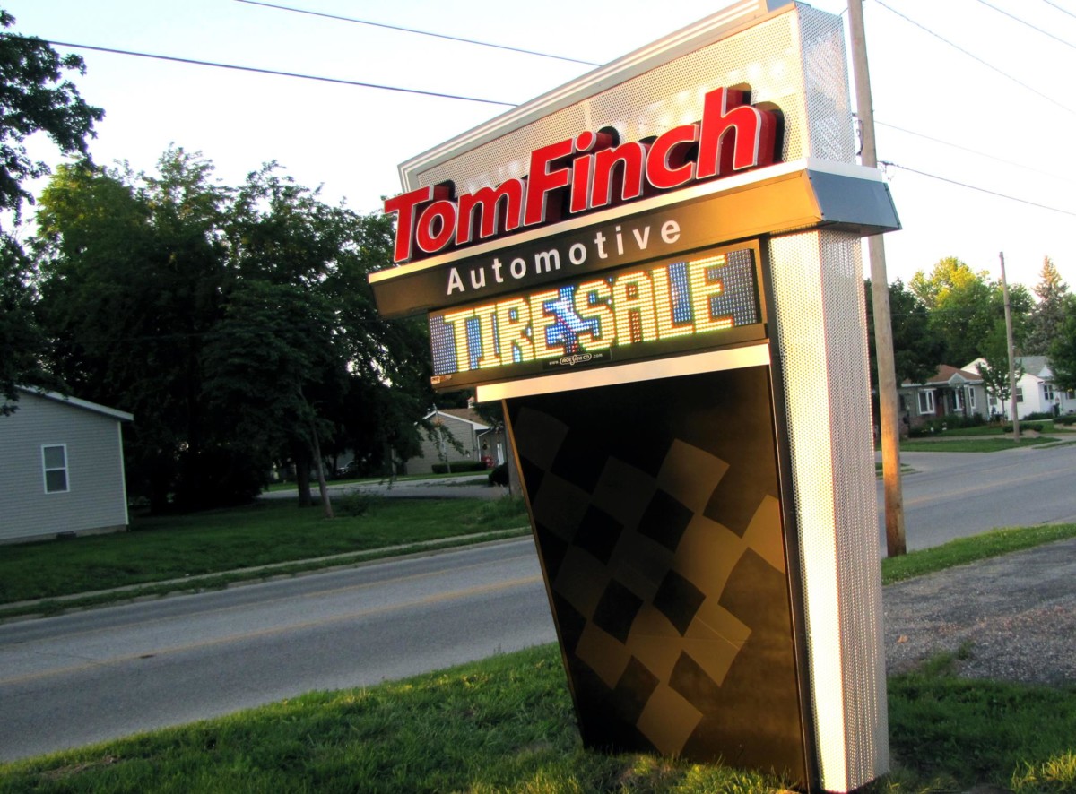 Tom Finch Automotive - Ace Sign Co