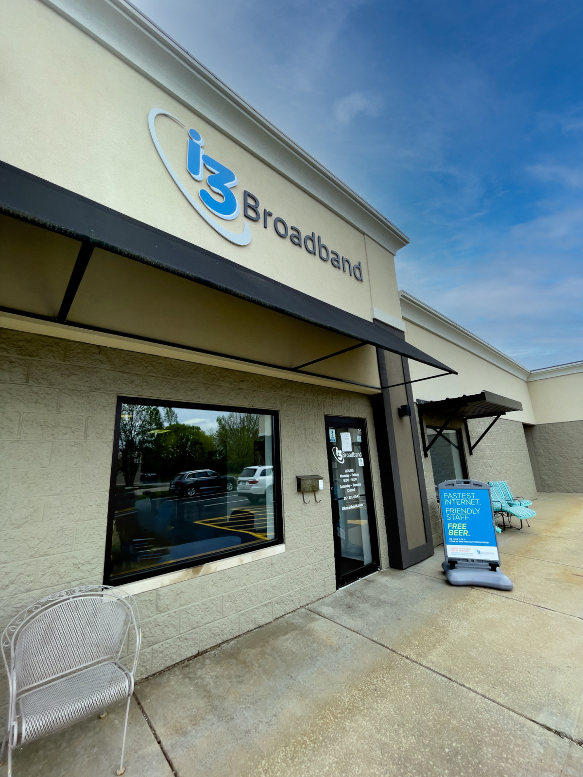 i3 Broadband Springfield Exterior - Ace Sign Co