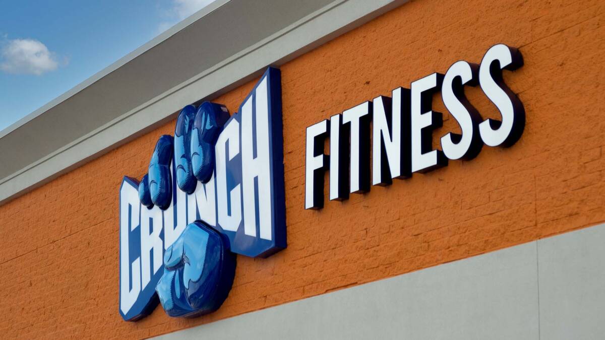 Crunch Fitness :: National Sign Program - Ace Sign Co
