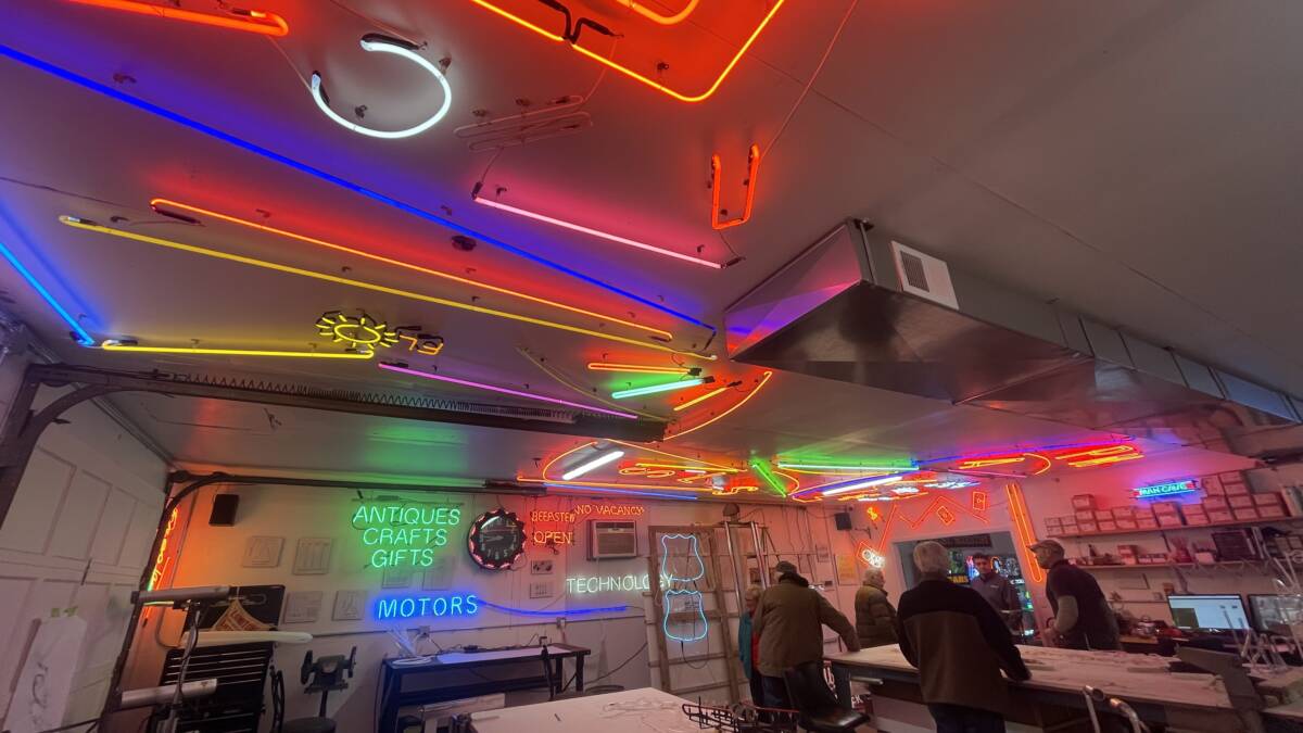 Ace Neon Shop - Ace Sign Co